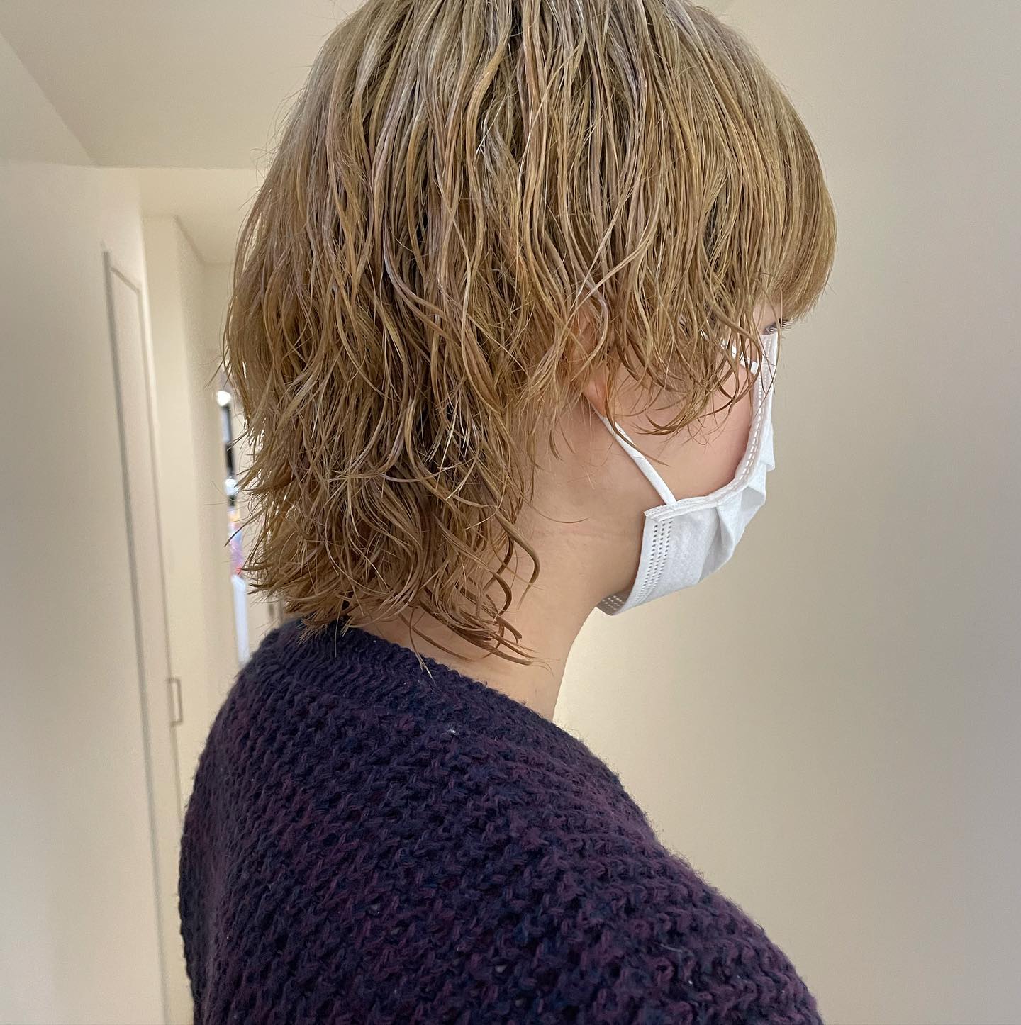 wolf perm 髪質によってはブリーチ毛ですがしっかりかかります♡ | 【公式】高崎市の美容室HEARTY(ハーティー)